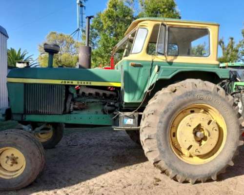 John Deere 3530 - año 1978 - Año: 1978 - Agroads