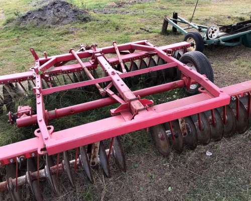 Rastra Arado Doble Acción 40 Discos - $ 900.000 - Agroads
