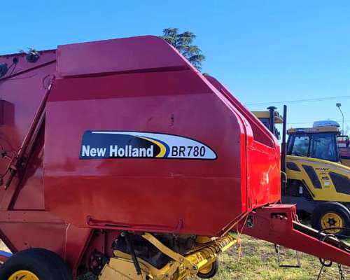 Rotoenfardadora New Holland BR 780 a Reparada Correas Nueva - Agroads
