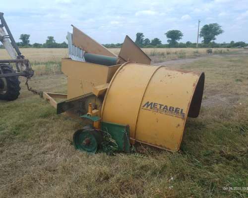 Embolsadora Metabel de 6 Pies a Tractor - Año: 2019 - Agroads