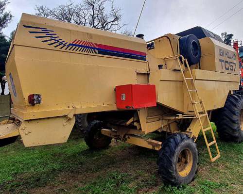 Cosechadora New Holland TC 57 - Año: 1996 - u$s 15.300 - Agroads
