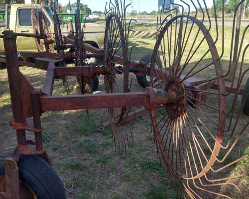 Rastrillo de Entrega Lateral de 6 Estrellas - Año: 1988 - Agroads