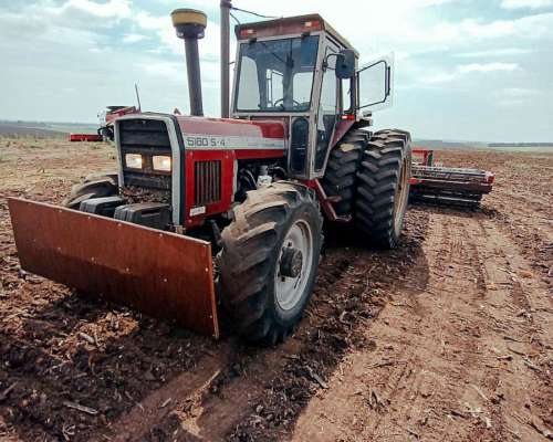 Tractor Massey Ferguson 5160 1992 - 160 HP - Dual DT - Agroads