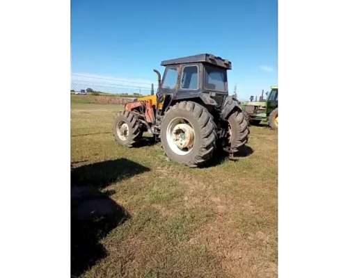 Tractor Valtra - Valmet 885 S con Pala 90 HP Usado 1999 - Agroads