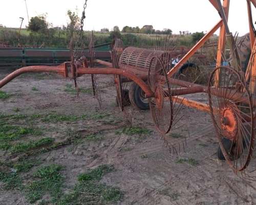 Rastrillo 5 Estrellas. Oferton - Año: 1990 - $ 60.000 - Agroads