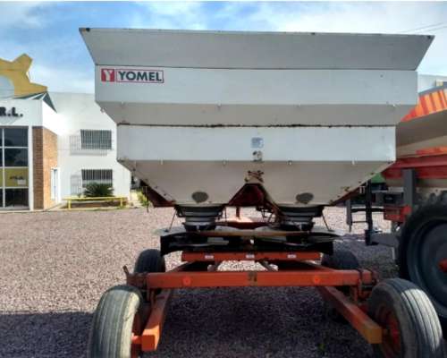 Fertilizadora Yomel RD3036 - Año: 2006 - $ 650.000 - Agroads