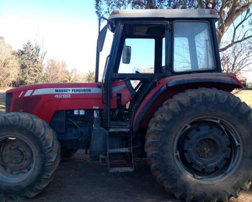 Tractor Massey Fergurson 4292 , año 2013 - Año: 2013 - Agroads