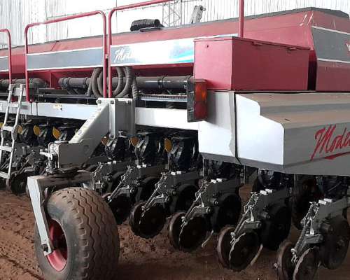 Sembradora VHB Neumatica 1652 - Año: 2014 - u$s 68.510 - Agroads