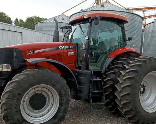 Case 225 con Piloto - Año: 2017 - u$s 165.000 - Agroads