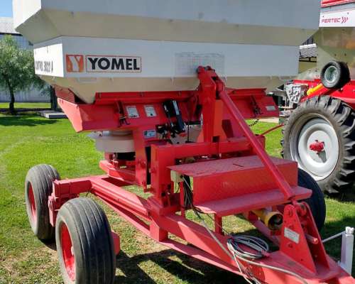 Fertilizadora Yomel Control 3022 a año 2012 - Año: 2012 - Agroads