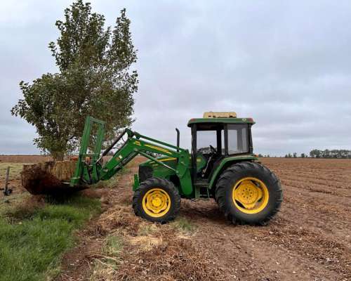 Tractor JD 5725, 4wd con Cabina + Pala John Deere 2013 - Agroads