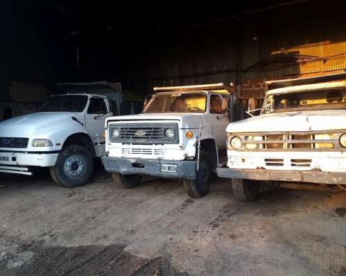 Camión Dodge 600 . - Año: 1975 - $ 450.000 - Agroads