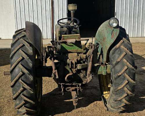 Tractor Marca Jhon Deere 1420 - u$s 10.000 - Agroads