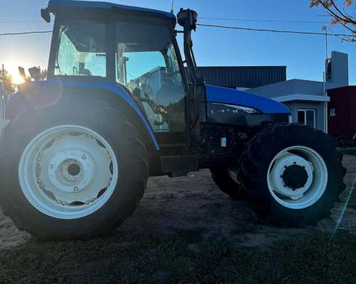 New Holland TS120/4 Cabinado, 8700 HS, Mod 2004 - Año: 2004 - Agroads