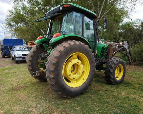 John Deere 6125e con Pala - 2010 - Año: 2010 - u$s 70.000 - Agroads