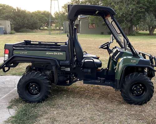 John Deere Gator 825i XUV 4X4 - Año: 2011 - u$s 16.500 - Agroads