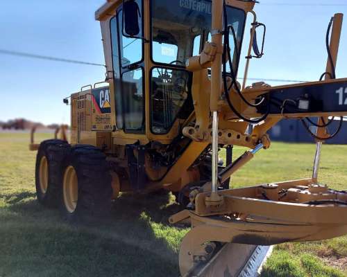 Motoniveladora CAT 120k año 2013. 8600 HS. Única Mano - Agroads