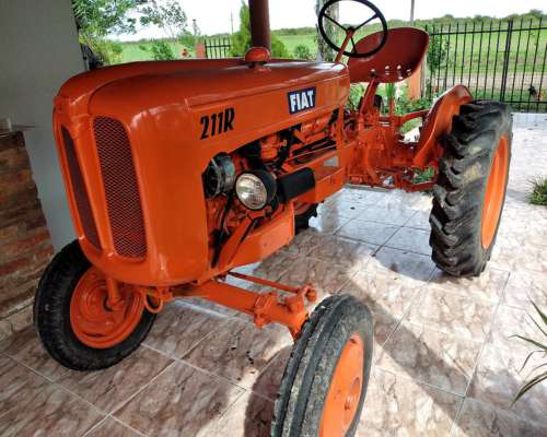 Tractor Fiat 211r Reparado Completo, Inmaculado - Agroads