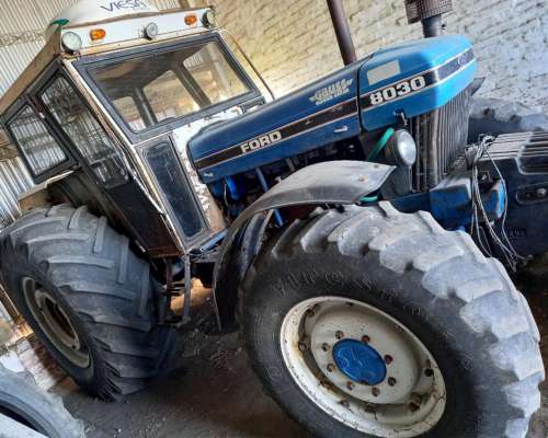 Vendo Ford 8030 - Estado muy Bueno - Año: 1994 - u$s 22.000 - Agroads