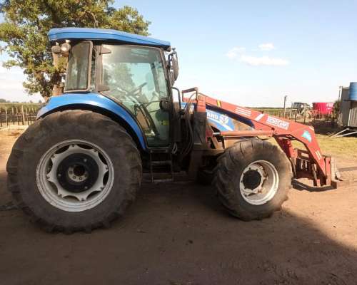 New Holland TD5.110 Cabinado Mod 2015 con Pala (4800 HS) - Agroads