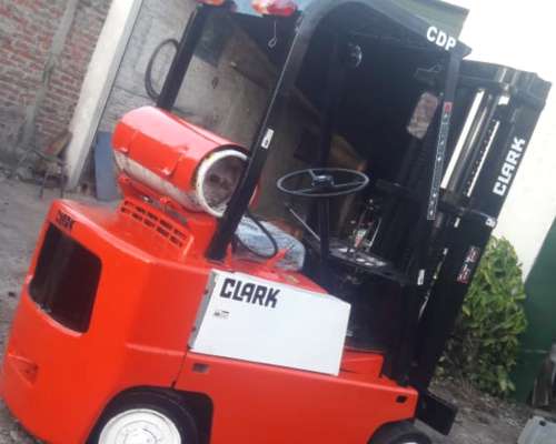 Clark para 2.5 Toneladas GAS Torre Triple - $ 898.900 - Agroads
