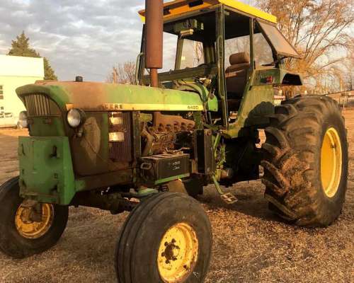 Tractor John Deere 4420 - Agroads