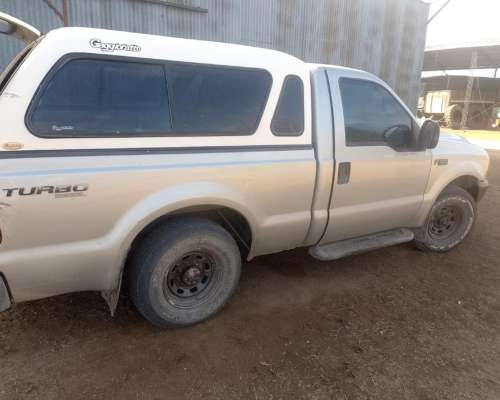 Camioneta Ford Primera Mano - Año: 2001 - Agroads