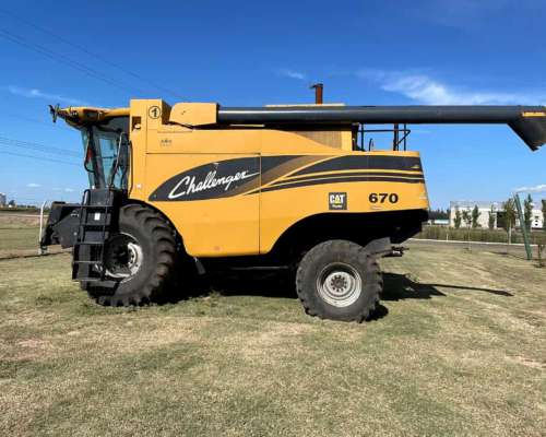 Cosechadora Challenger 670 C - Año: 2007 - u$s 120.000 - Agroads