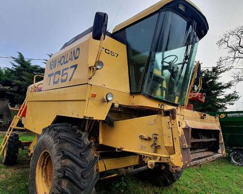 Cosechadora New Holland TC 57 - Año: 1996 - u$s 15.300 - Agroads