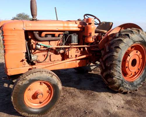 Tractor Fiat 60 muy Lindo - Año: 1973 - $ 830.000 - Agroads