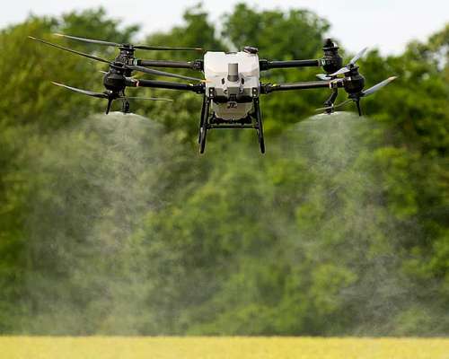 Dron DJI Agras T40 - Agroads