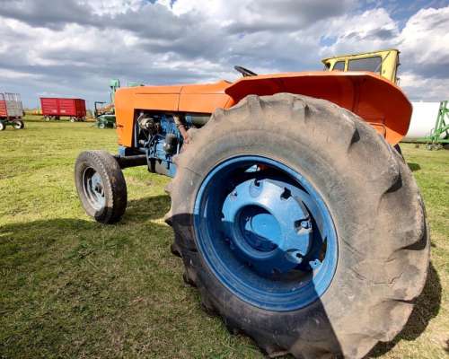 Tractor Marca Fiat Mod. 400e - u$s 8.000 - Agroads